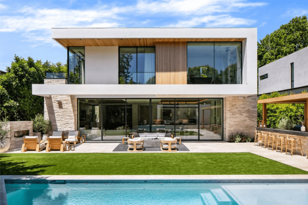 What is a Zoning Variance and When Do You Need One? - Crest Real Estate